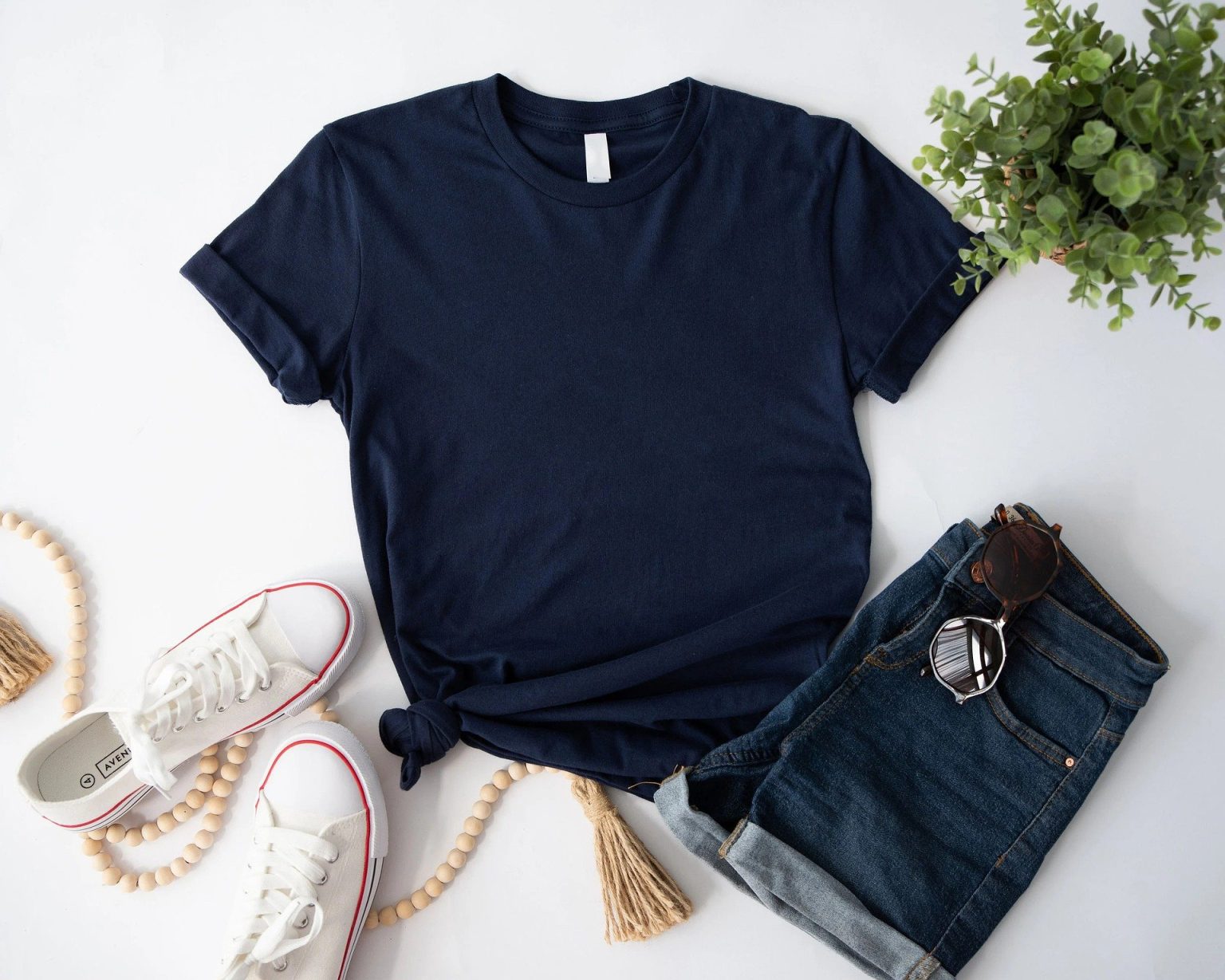 How to Style T-Shirts • Fashion blog